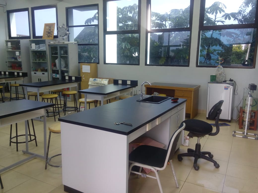 Laboratorium Fisika - Sekolah Avicenna Jagakarsa