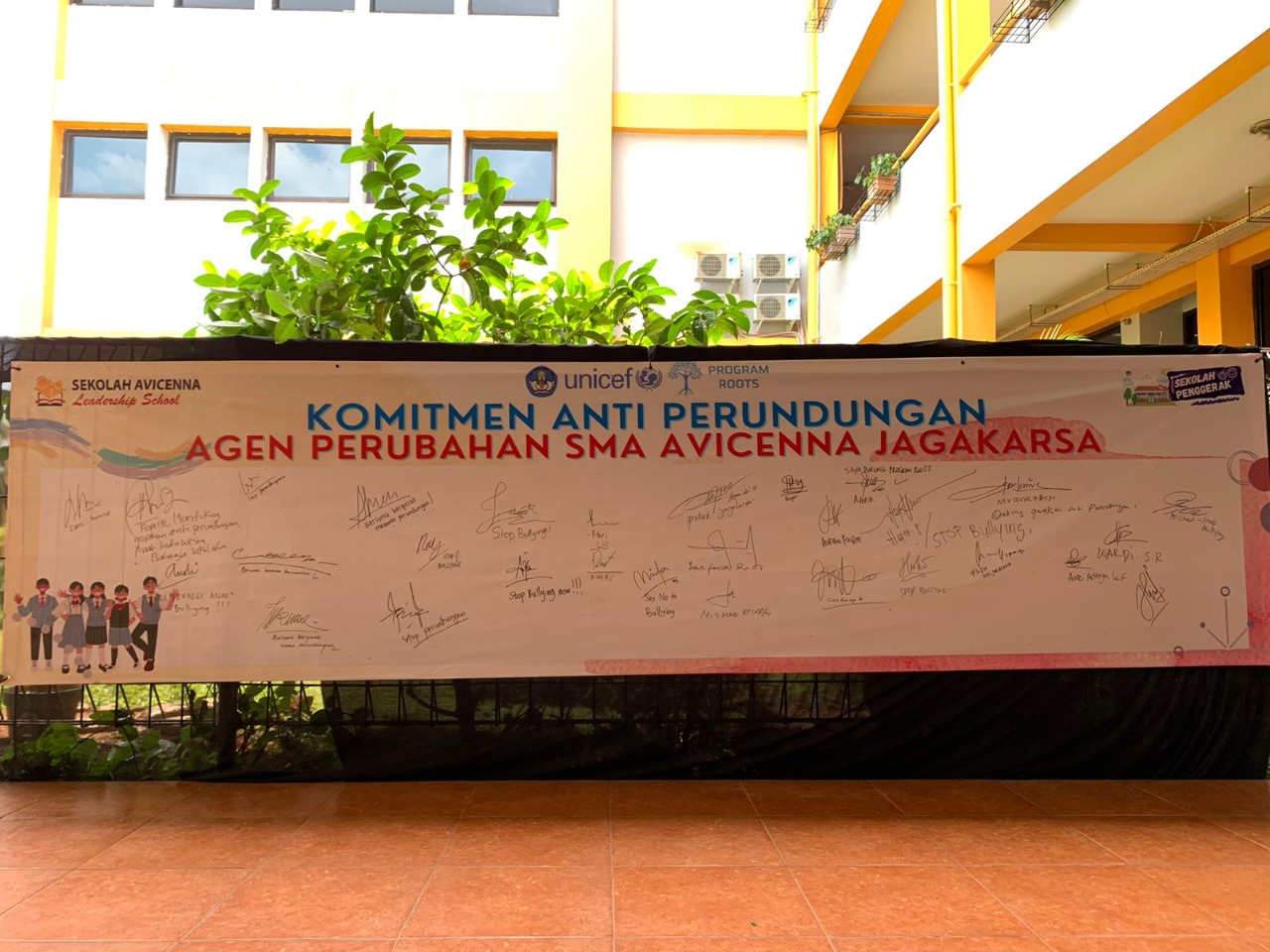 Program Roots Indonesia, Anti Perundungan SMA Avicenna Jagakarsa